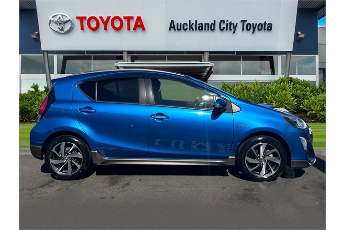 9873| Toyota, 1.5 Ltr Hybrid Hatch 5 YEAR HYBRID & MECHANICAL WARRANTY ...